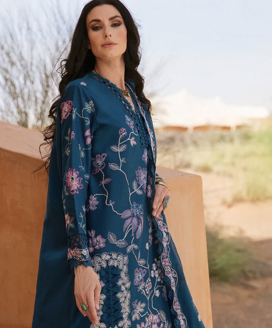 Republic Womenswear: Shaping Fashion Frontiers